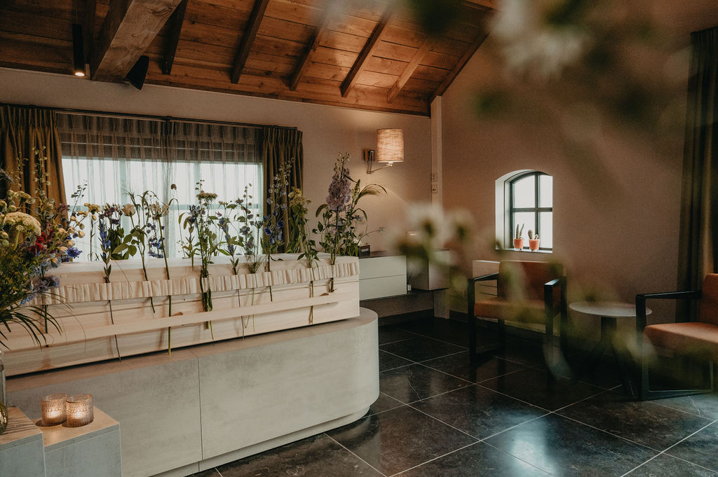 Omgaan met Rouw & Verlies - Manu Keirse - Omare Uitvaartzorg